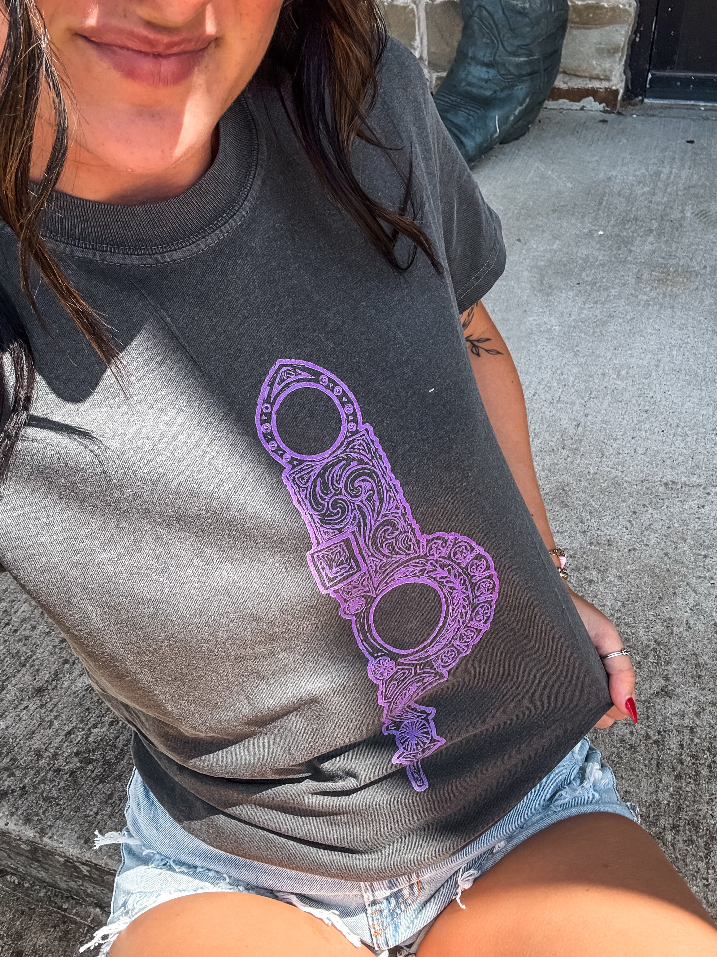 The Bit Graphic – Livin The Dream Boutique