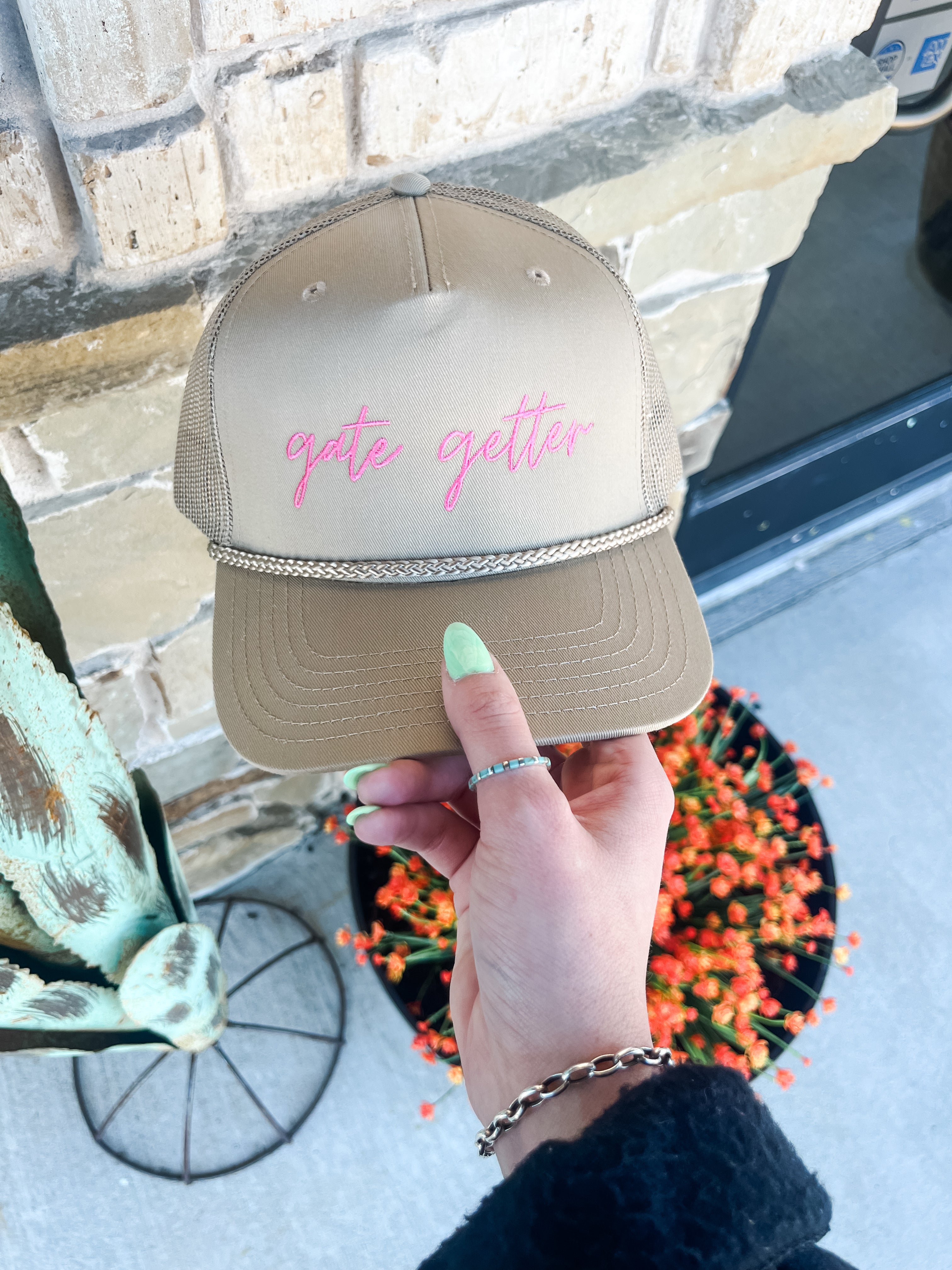 Gate Getter Trucker Cap – Livin The Dream Boutique